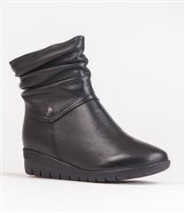 BOOTS | FOOTWEAR | Rosella - Style inspired by elegance